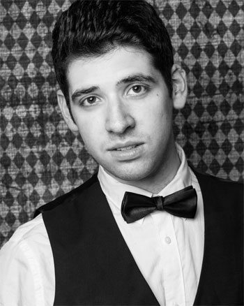 5 Questions with Aaron Robuck | Suzy Goes See