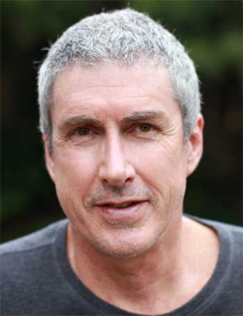 5 Questions with Peter Hayes | Suzy Goes See