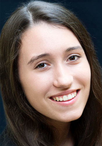 5 Questions with Anika Bhatia and Margaret Thanos | Suzy Goes See