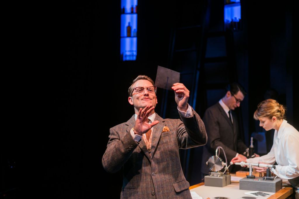 Review: Photograph 51 (Ensemble Theatre) | Suzy Goes See