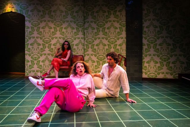 Review: The Italians (25A Belvoir) | Suzy Goes See