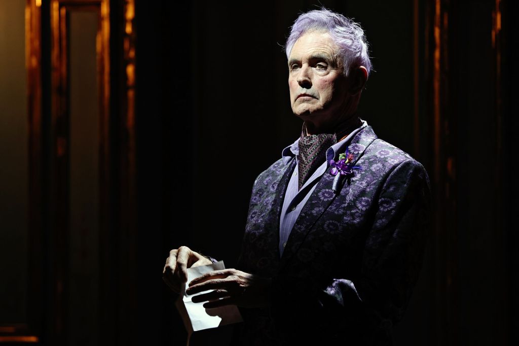 Review: Hubris & Humiliation (Sydney Theatre Company) | Suzy Goes See