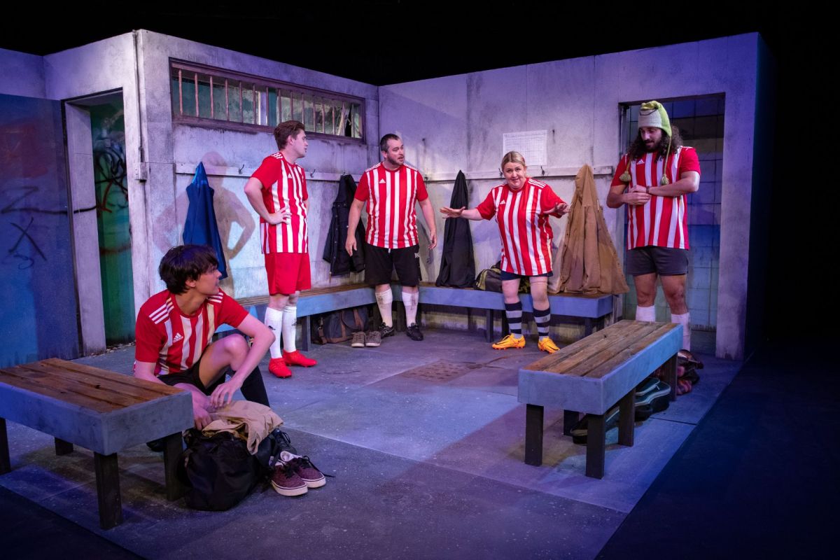 Review: Jumpers For Goalposts (New Theatre) | Suzy Goes See
