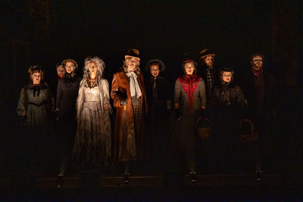 Review: Sweeney Todd (Sydney Opera House) | Suzy Goes See