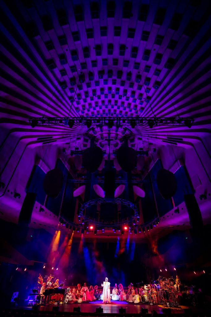 Review: Bark Of Millions (Sydney Opera House) | Suzy Goes See