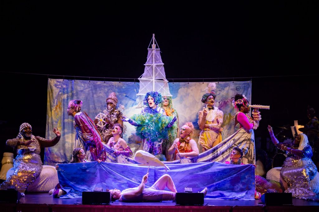 Review: Bark Of Millions (Sydney Opera House) | Suzy Goes See