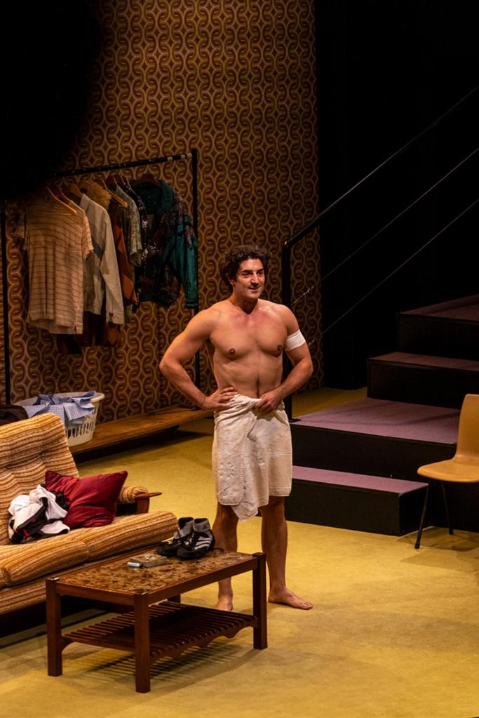 Review: Holding The Man (Belvoir St Theatre) | Suzy Goes See