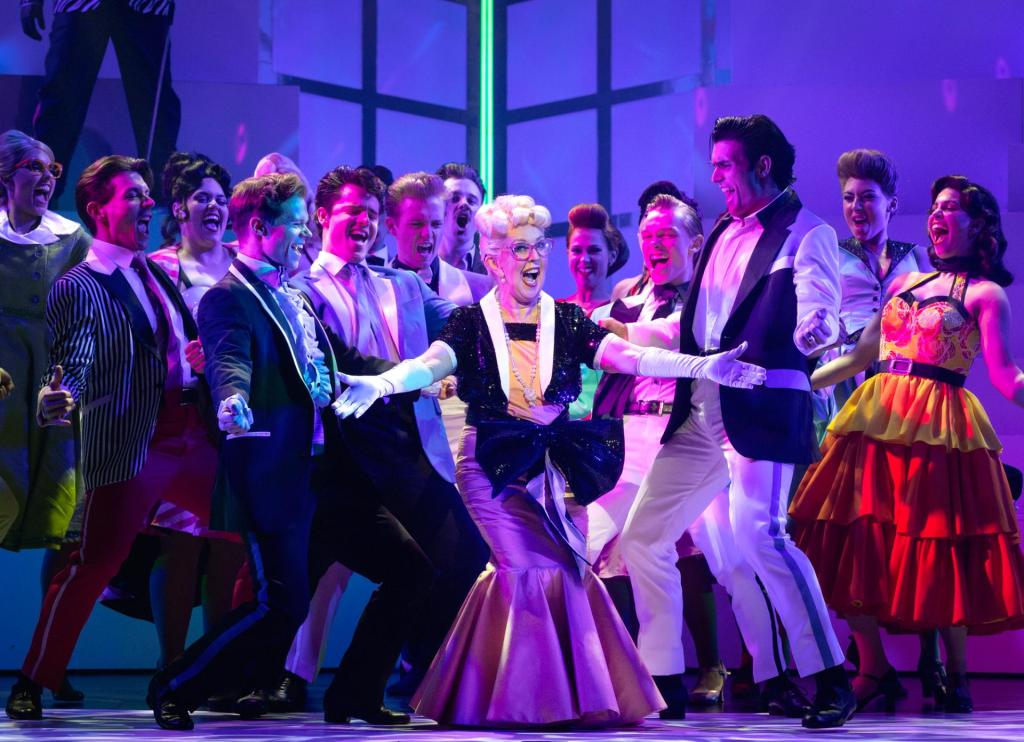 Review: Grease (Capitol Theatre) | Suzy Goes See