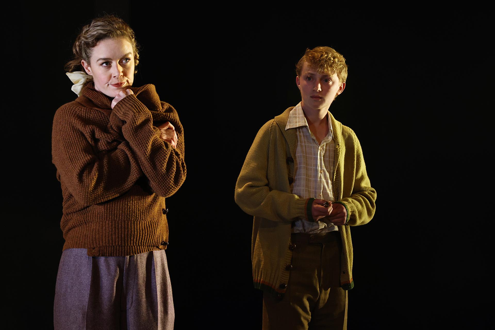 Review: Sunday (Sydney Theatre Company/Melbourne Theatre Company ...