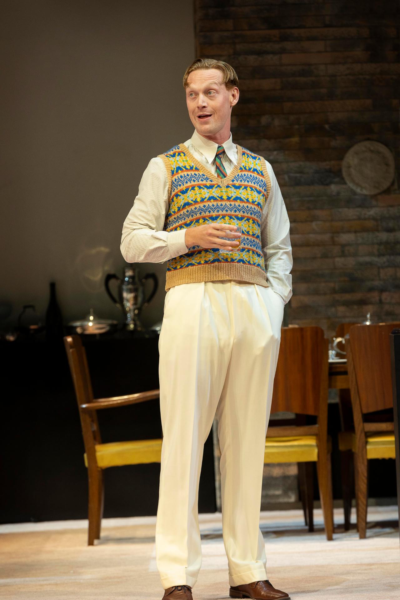 Review: And Then There Were None (Theatre Royal) | Suzy Goes See