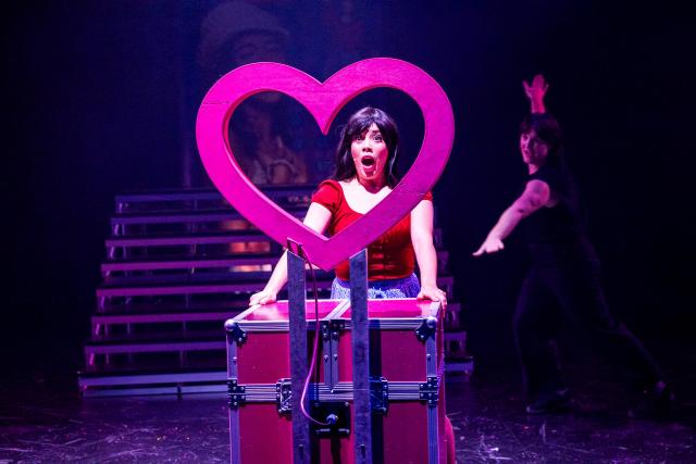 Review: Mackenzie (Bell Shakespeare) | Suzy Goes See
