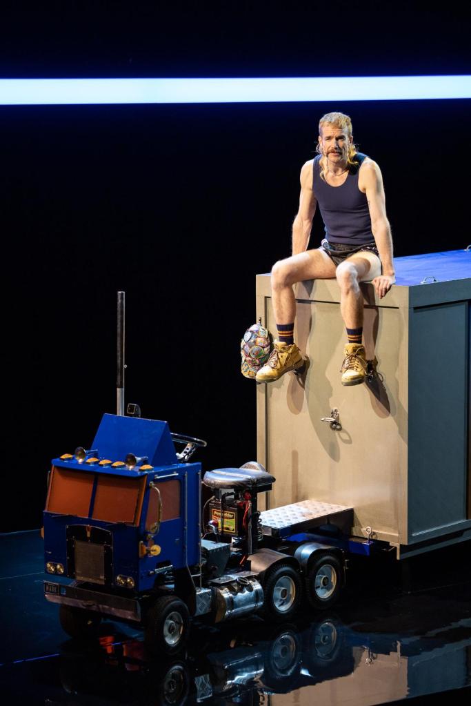 4-star review: Truck Driver (Sydney Opera House) | Suzy Goes See